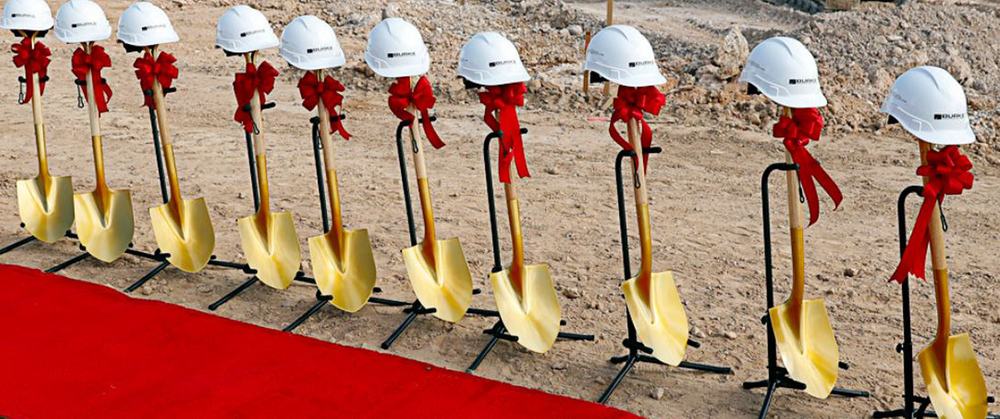 Ceremonial Groundbreaking Shovels - Engraving, Awards & Gifts