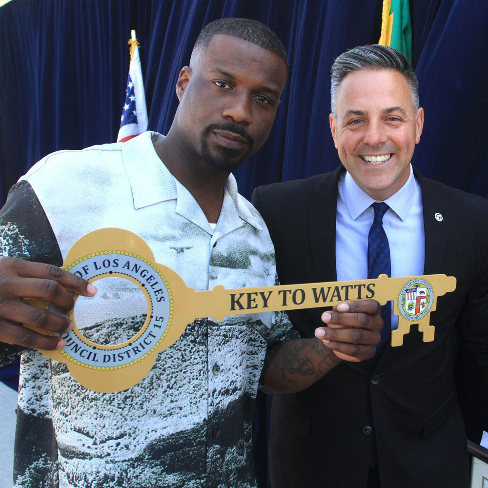 2 Foot Giant Ceremonial Key to the City - Gold Finish with Cut-Out Hea ...